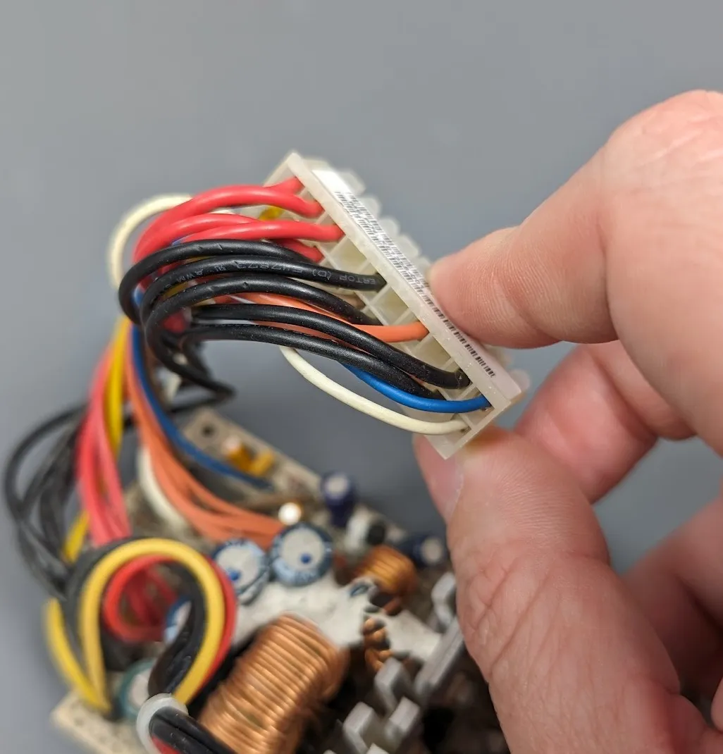 Power Supply Pinout (Xbox Original) - RetroSix Wiki